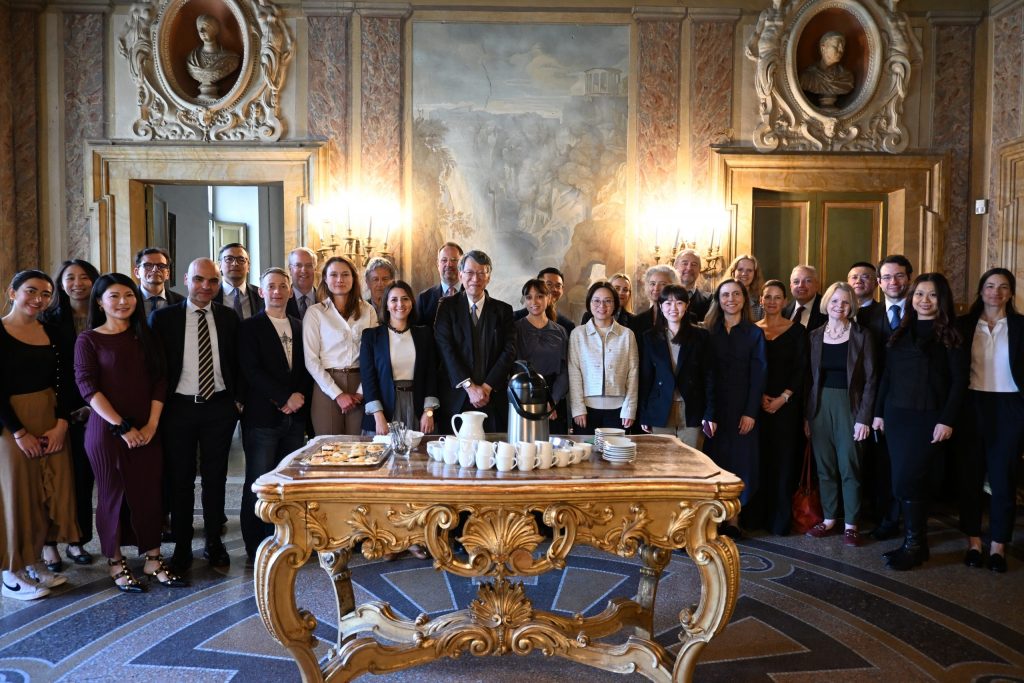 Fifth Session of the UNIDROIT Working Group on the Legal Nature of ...